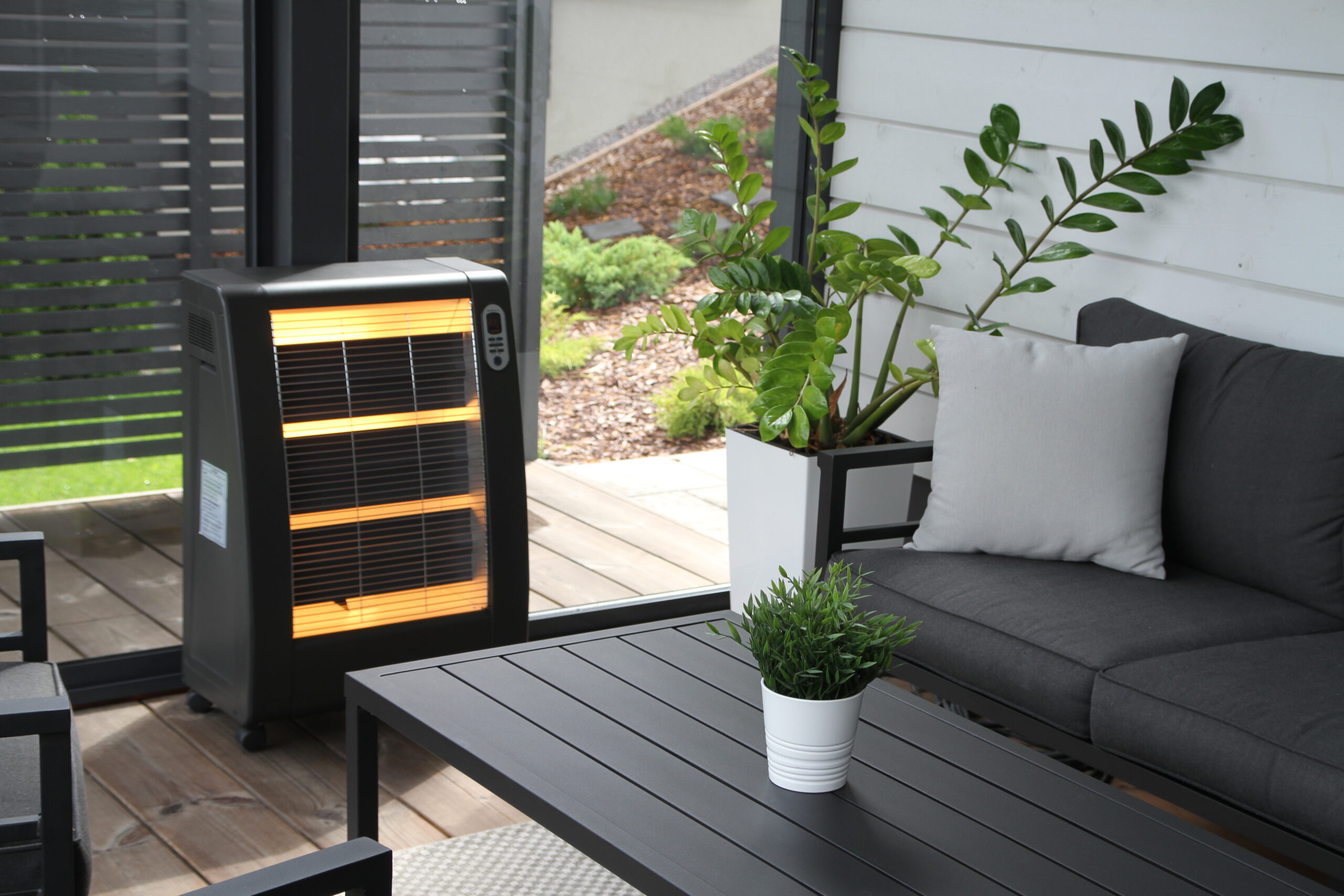 AIRREX AH-720 Electric Infrared Heater | Rex Nordic Group